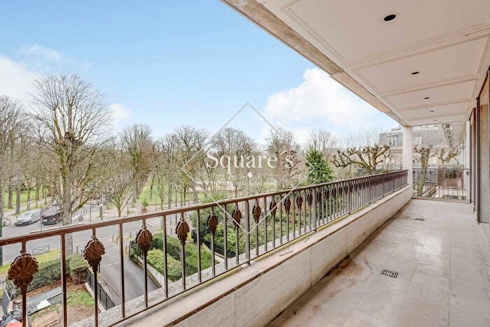 Appartement à louer - Paris ème arrondissement - 7 pièces - 5 chambres