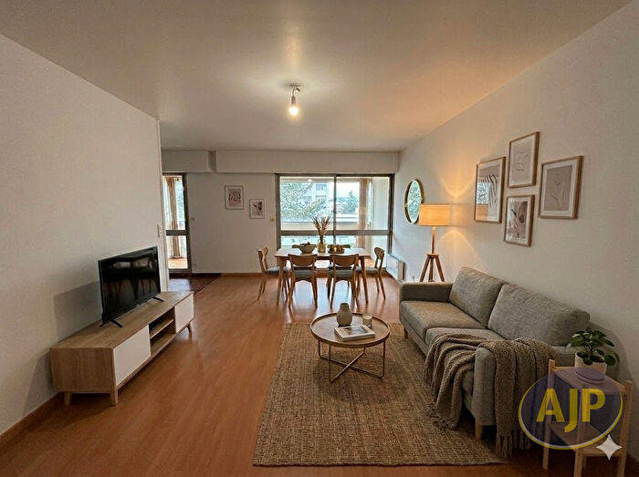 Appartement à louer - Cholet, Lorraine - 3 pièces - 2 chambres