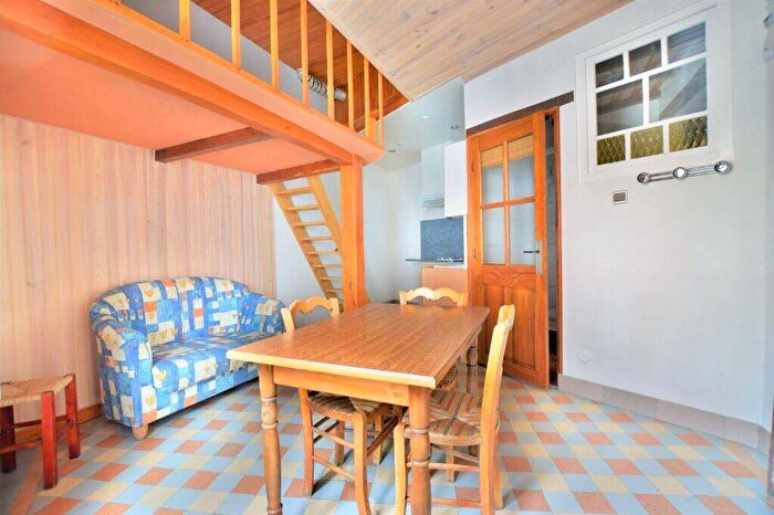 Appartement à louer - Centre Ville-Emonville, Abbeville - 1 pièce