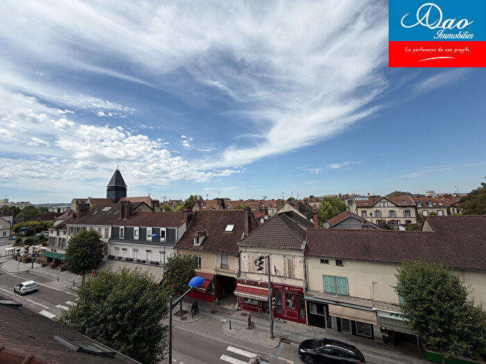Appartement 3 pièces à Sainte-Savine, à vendre