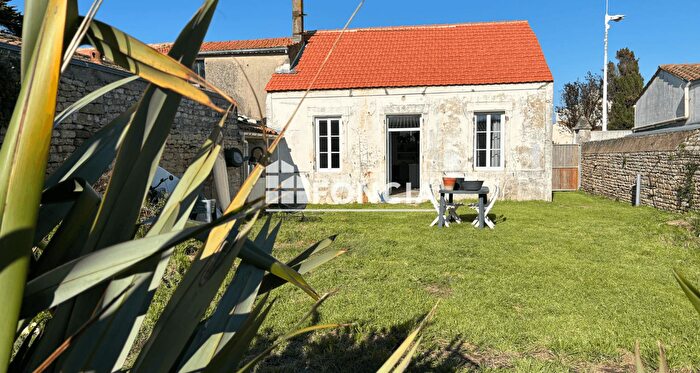 Maison à vendre - Saint-Pierre-dOléron - 5 pièces - 2 chambres