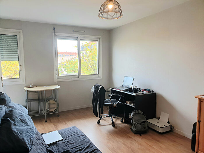 Clermont-Ferrand, Delille, Cathédrale, La Gare : Appartement 1 pièce à louer
