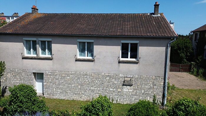 Maison 5 pièces à Issoudun, Nation, Bel-Air, à vendre
