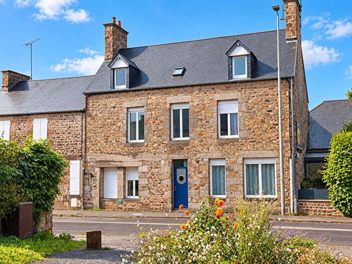Maison 8 pièces à Avranches, à vendre