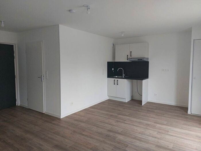 Appartement à louer - Vauroux-Grandes Ruelles, Mainvilliers - 1 pièce