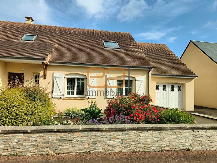 Maison 6 pièces à vendre à Spay