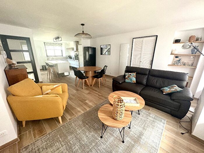 Cherbourg-Octeville, Centre-ville : Maison 5 pièces à vendre