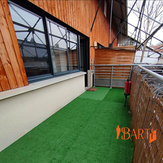 Appartement à vendre - Bourges, Centre-ville, Charlet, Lahitolle, Pignoux, Sembat - 2 pièces - 1 chambre