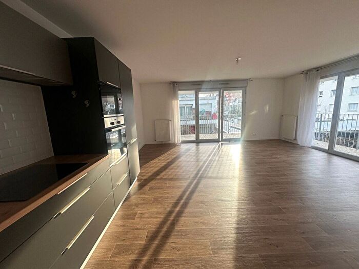 Appartement à louer - Chemin de lîle, Nanterre - 3 pièces - 2 chambres