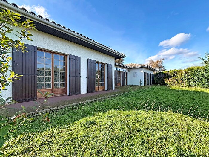 Le Pian-Médoc : Maison 7 pièces à vendre