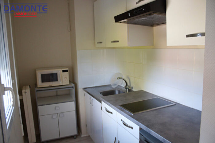 Appartement à louer - Troyes, Chartreux - 1 pièce