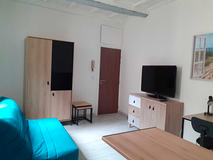 Appartement à louer - Nîmes, Gambetta - 1 pièce