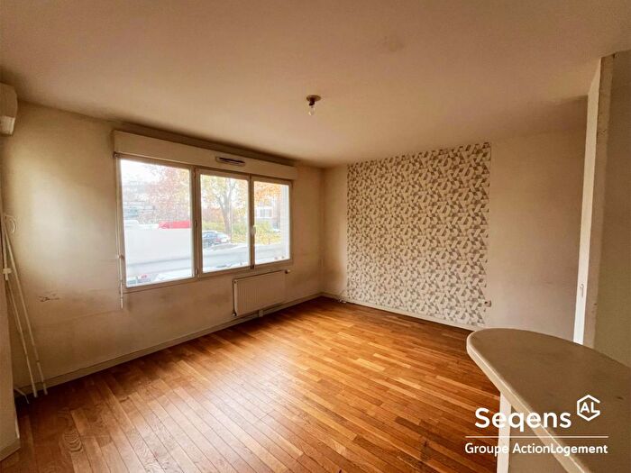 Appartement à vendre - Massy, Villaine, Bièvre, Poterne - 2 pièces - 1 chambre