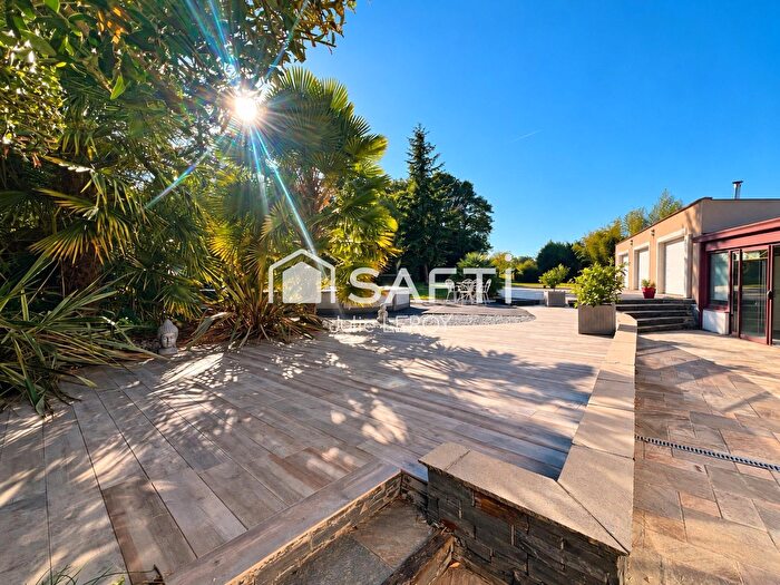 Maison 7 pièces à Poillé-sur-Vègre, à vendre