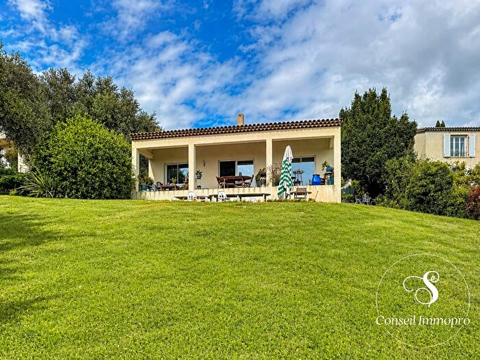 Maison 4 pièces à vendre - Vence, Vosgelade, Sainte-Anne