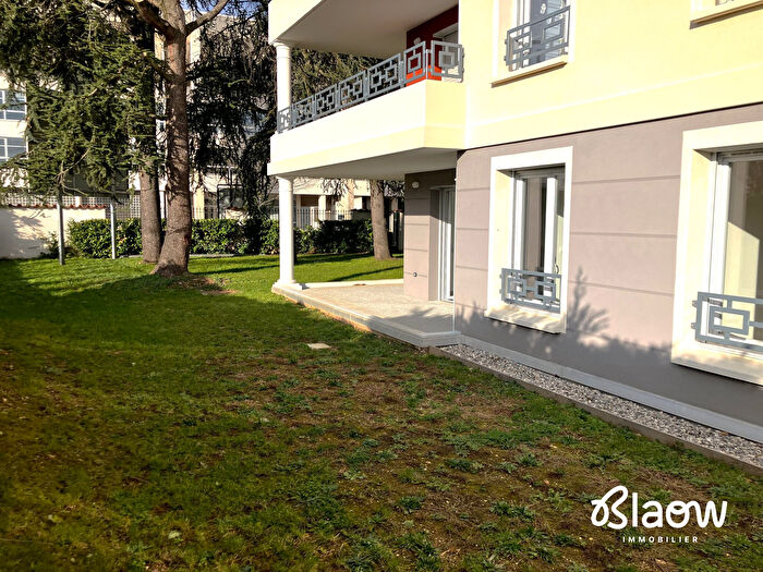 Appartement à vendre - Meyzieu, Sud Est - 4 pièces - 3 chambres