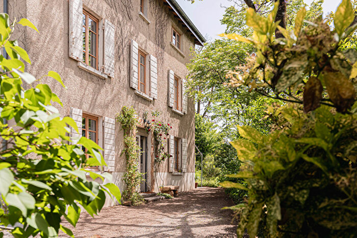 Maison à vendre - Neuville-sur-Saône - 8 pièces - 7 chambres