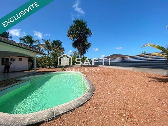 Maison à vendre - Matoury - 5 pièces - 4 chambres