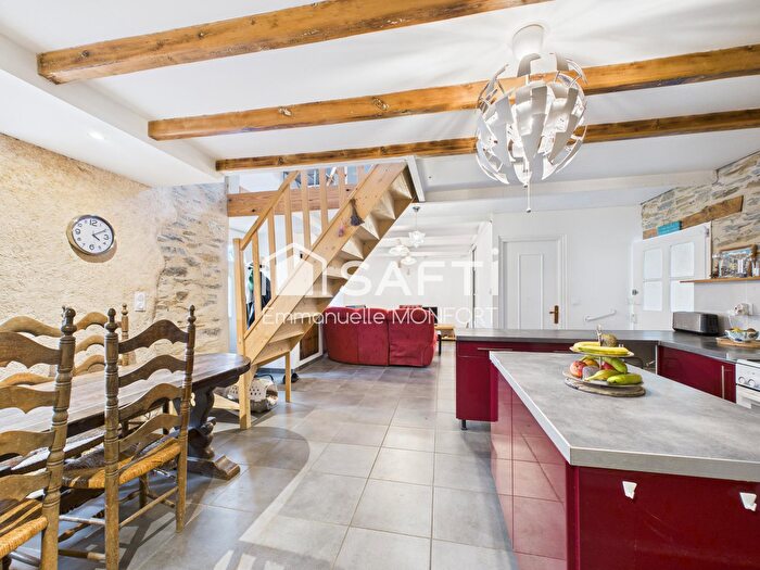 Maison à vendre - Locmélar - 6 pièces - 3 chambres