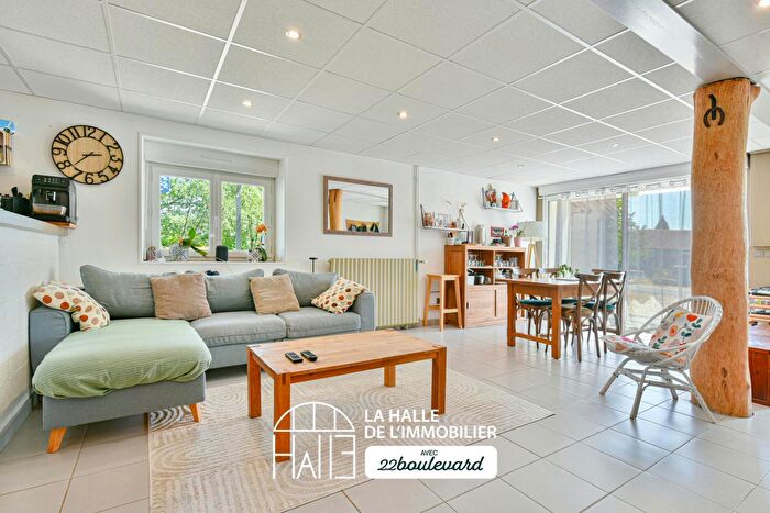 Maison 4 pièces à vendre à Saint-Gence