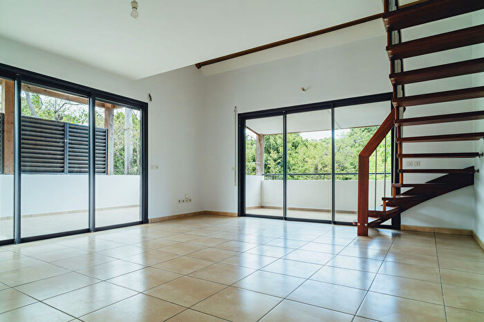 Appartement à vendre - Saint-Pierre, Bois dOlive - 4 pièces - 3 chambres