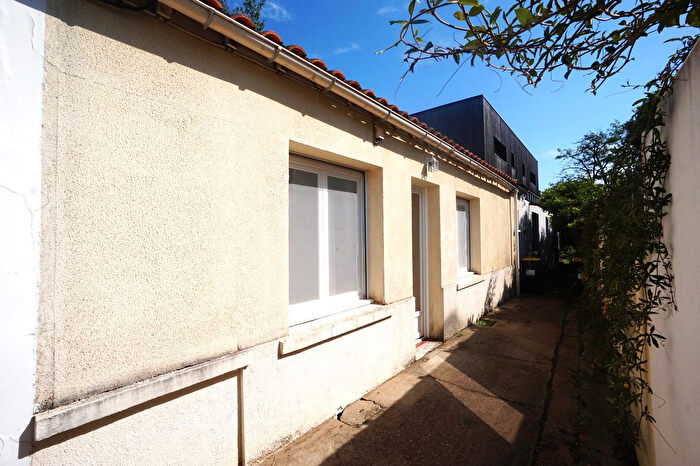 Maison à vendre - Royan, Le Parc, Plage de la Grande-Conche - 2 pièces - 1 chambre
