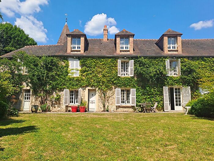 Maison à vendre - Roinville - 10 pièces - 7 chambres