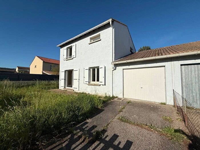 Maison à louer - Est, Saint-Paul-Trois-Châteaux - 4 pièces - 2 chambres