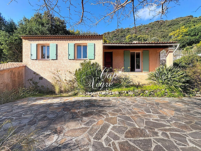 Maison 4 pièces à vendre à Le Lavandou, Cavalière, Layet, Pramousquier