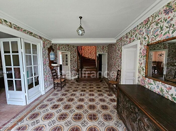 Maison à vendre - Saint-Aubin - 12 pièces - 8 chambres