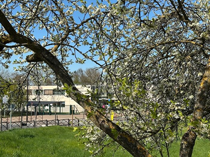 Maison à vendre - Sartrouville, Les Trembleaux - 10 pièces - 3 chambres