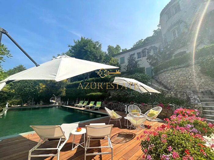 Maison à louer - Peille - 7 pièces - 6 chambres