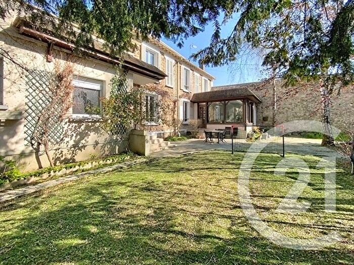Melun, Saint-Liesne : Maison 8 pièces à vendre