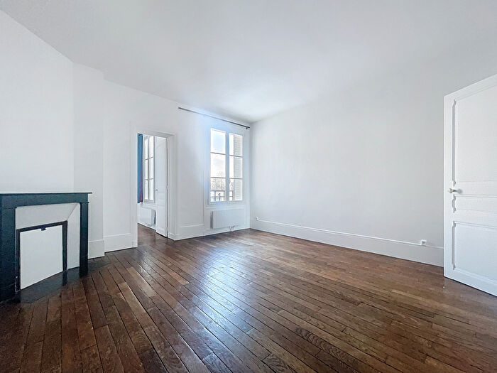 Appartement à vendre - Chatou, Est - 3 pièces - 2 chambres