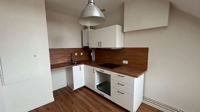 Appartement à louer - Clermont-Ferrand, Jaude, Fontgiève Saint-Alyre - 3 pièces - 2 chambres