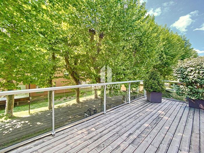 Appartement à vendre - Strasbourg, Robertsau - 4 pièces - 2 chambres