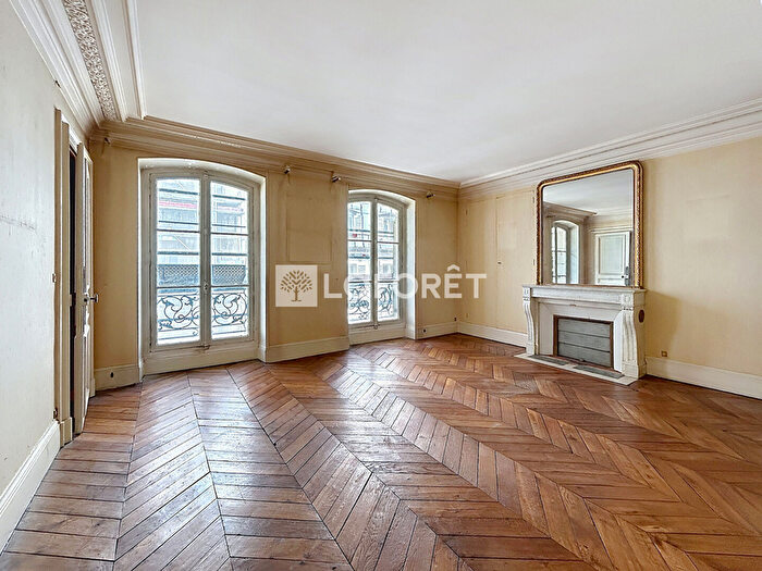 Paris 9ème, Trudaine, Rochechouart : Appartement 4 pièces à vendre