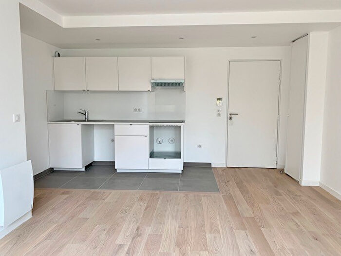 Appartement à louer - Boulogne-Billancourt, Menus, Jean Baptiste Clément - 3 pièces - 2 chambres