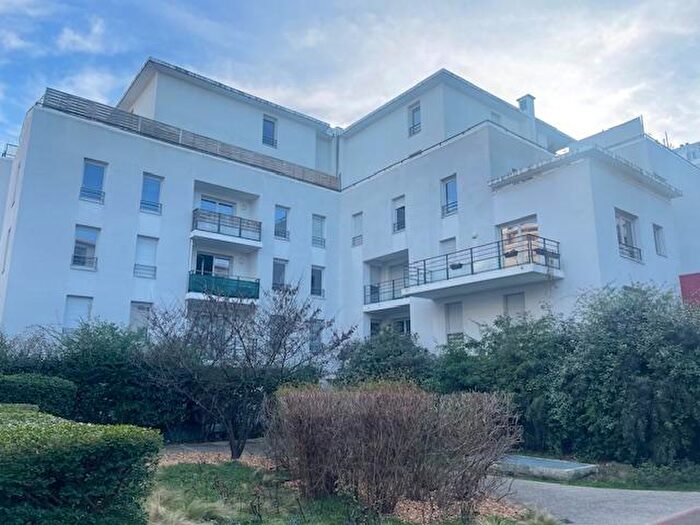 Appartement à vendre - Lyon e , Bachut, Transvaal - 4 pièces - 3 chambres