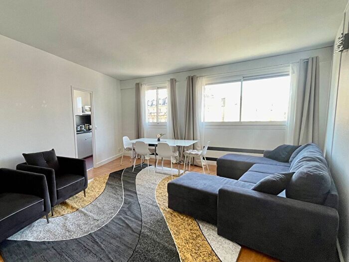 Vaugirard-Parc des Expositions, Paris ème arrondissement - Appartement 2 pièces à louer