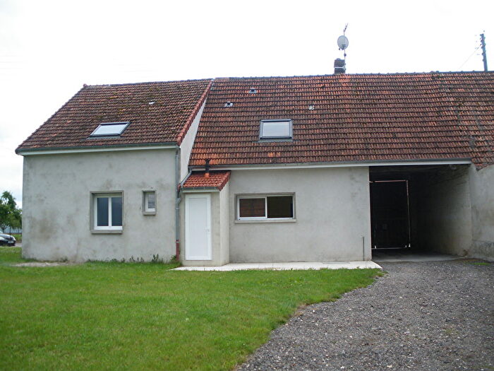 Bannes - Maison 6 pièces à louer