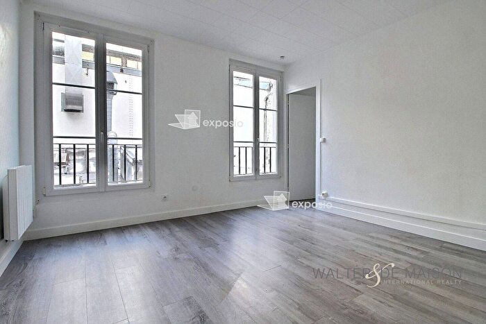 Appartement à louer - Clichy-Trinité, Paris ème arrondissement - 1 pièce - 1 chambre