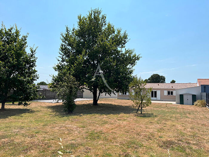 Maison 6 pièces à Challans, Bois de Cène, à vendre