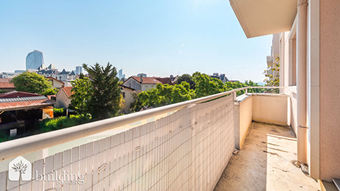 Appartement 3 pièces à Suresnes, Liberté, à vendre