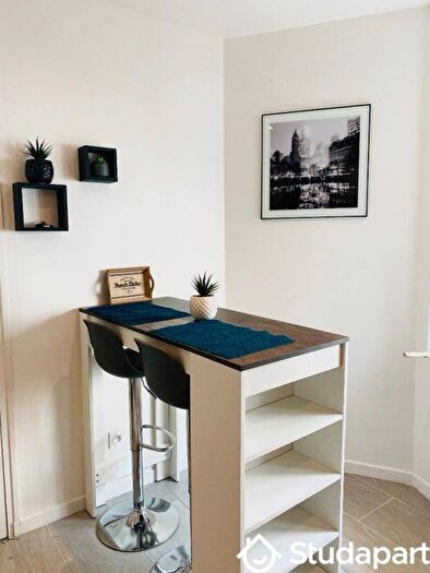 Appartement à louer - Henriville, Amiens - 1 pièce