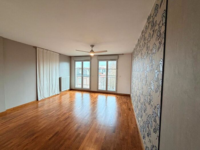 Appartement à louer - Lyon e , Guillotière - 3 pièces - 2 chambres