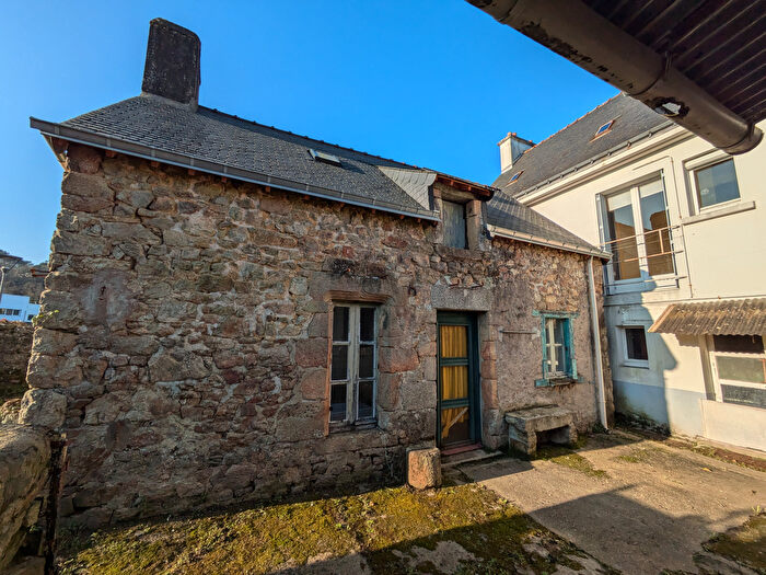 Maison à vendre - Cléguer - 7 pièces - 5 chambres