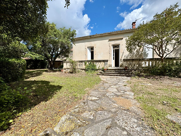 Nîmes, Croix de Fer, Mont Duplan : Maison 5 pièces à louer