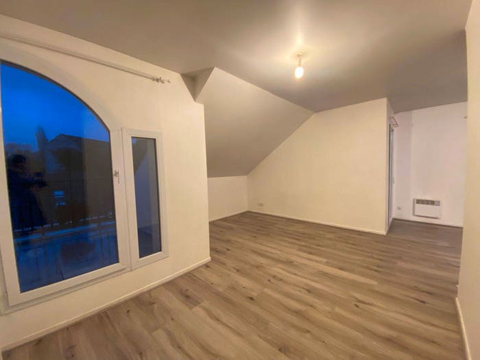 Appartement 2 pièces à Saint Maurice-Pellevoisin, Lille, à louer