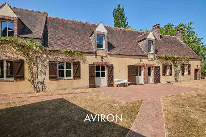 Le Favril - Maison 11 pièces à vendre